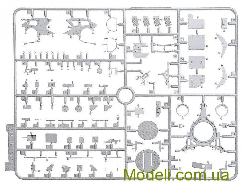 Модель полугусеничногой тягача Sd.Kfz.10/5 с 20-мм зенитной пушкой Flak ...