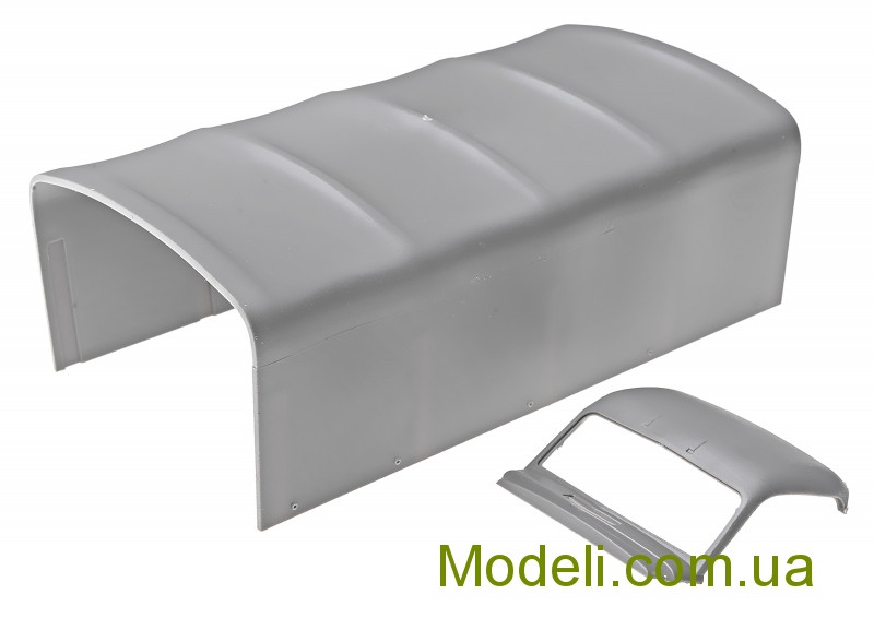 Сборная модель грузового автомобиля "Studebaker US6" с советским ...