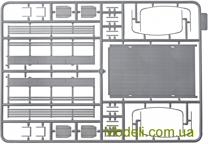 Сборная модель грузового автомобиля "Studebaker US6" с советским ...