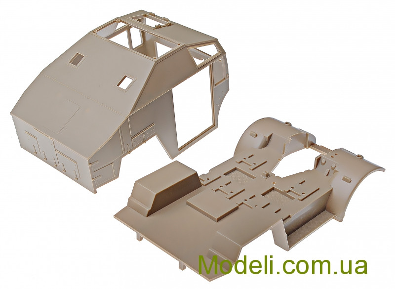 Сборная пластиковая масштабная модель артиллерийского тягача Quad ...