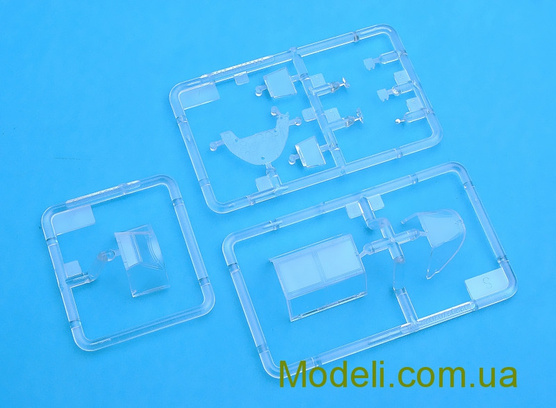 Сборная модель истребителя Messerschmitt Bf 109F-4/Trop TRUMPETER 02293 ...