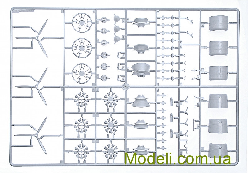 Сборная модель итальянского бомбардировщика Савойя Марчетти SM.79-II ...