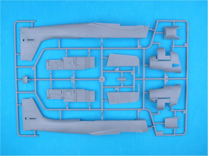 Збірна модель бомбардувальнbка Junkers Ju-87R Stuka TRUMPETER TR03216 ...