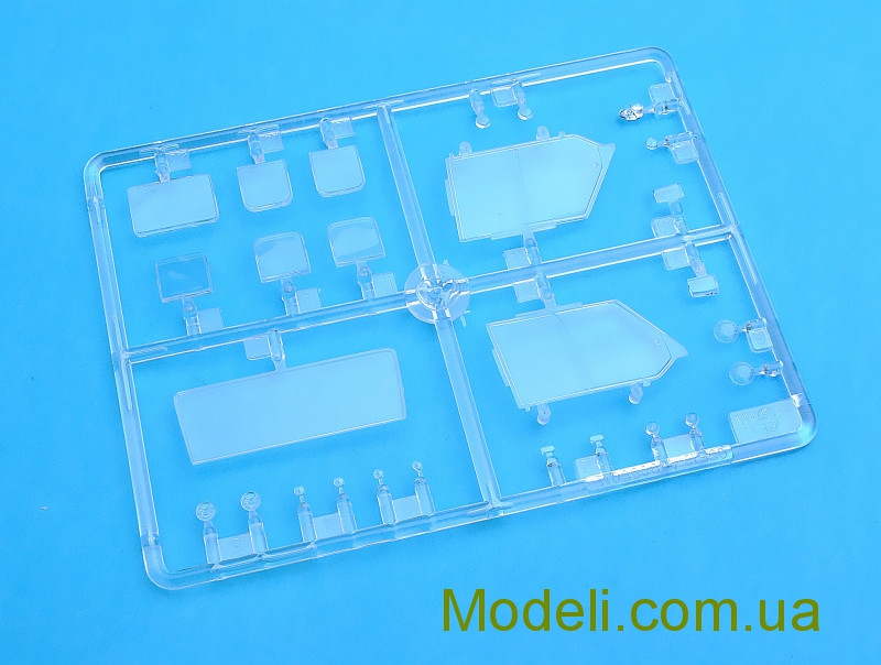 Модель японского военного внедорожника тип 73 для склеивания TRUMPETER ...